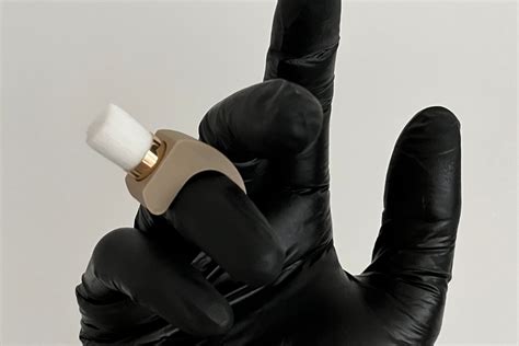 Feeling The Strain Lomni Nail Brush Aims To Reduce Rsi For Techs Scratch