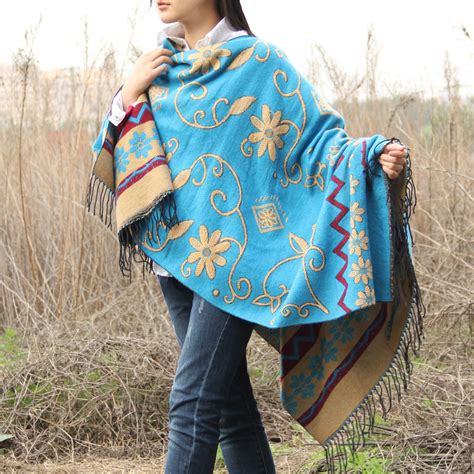 新款春夏双面提花流苏超长围巾民族风开叉空调斗篷加厚大披肩两用 花儿朵朵10000