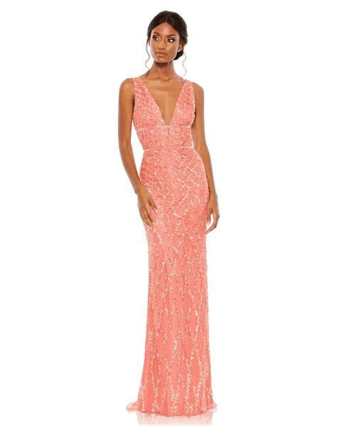 Elegant Coral Pink Wedding Dresses For Your Big Day