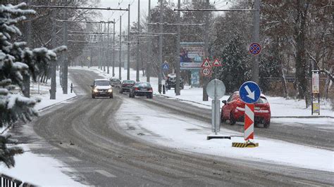 Шест села в Сливенско са без ток в четири училища е обявен неучебен ден Новини бг