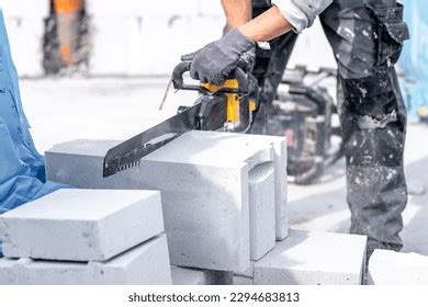 6 844 Cutting Concrete Block Images Stock Photos Vectors Shutterstock
