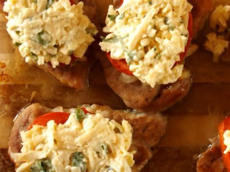 Как приготовить свинину в духовке сочно и вкусно