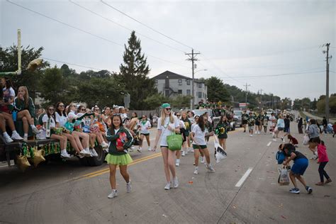 Photos The Mayo High School Homecoming Parade On Sept 15 2023 Post