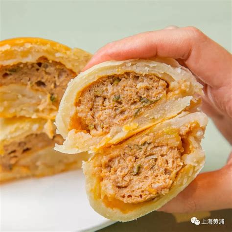 黄浦老字号｜沈大成新出 鲜肉月饼20”，早上700就开始排队！上海
