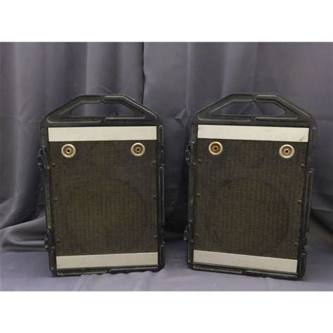 Pair Of Portable Peavey Monitor Speakers Model Mini Monitor 16ohms Made In Usa