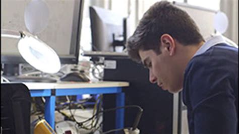 Electronics And Communications Engineering Career Options Job Opportunities Courses Salary