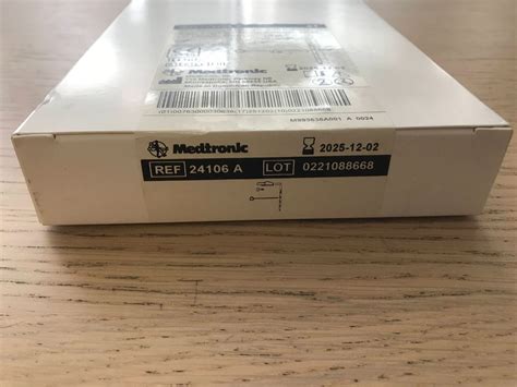 New Medtronic 24106 A Csf Neonate Reservoir W Integral Right Angle