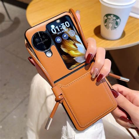 殼小二 卡包斜跨掛繩 皮紋 硬殼 適用 Oppo Find N3 Flip N2flip 折疊屏 手機殼 防摔殼 保護套 蝦皮購物
