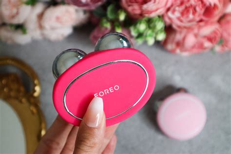 Foreo Bear vs Bear Mini comparison review - Vanity Owl