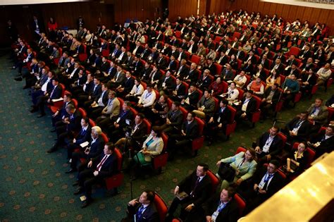 Л Оюун Эрдэнэ Авто замын бүтээн байгуулалтыг хөгжлийн бодлоготой уялдуулж байж үр дүнд хүрнэ