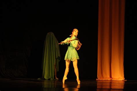 Монголын сонгодог урлагийн ноён оргил “Уран хас”