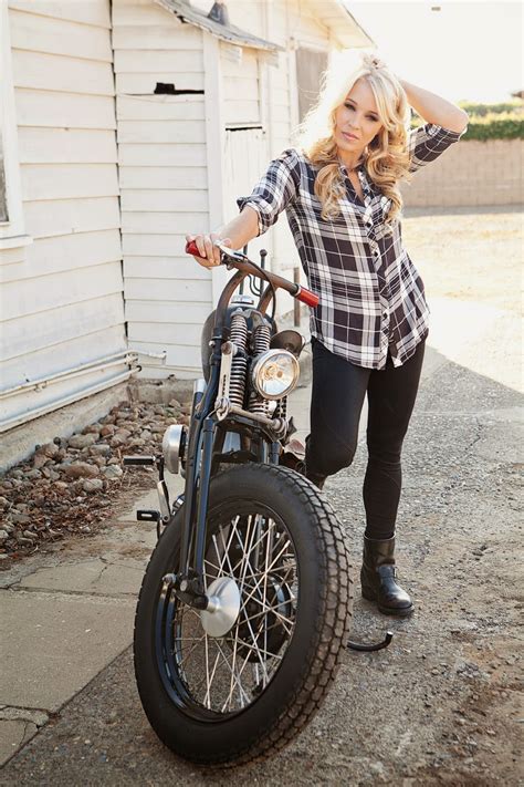 Photoshoot Bubba Loo Photography Alicia Leigh Willis