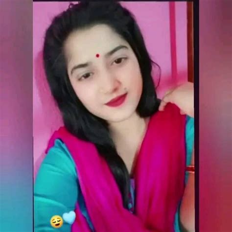 ভদ্র সেক্সী হিজাবি মেয়ে