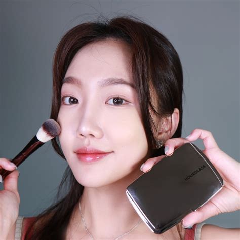 아워글래스 배니쉬 프레스드 파우더 And 컨실러 And 프라이머 3종 무결점 도자기피부 치트키 모공 실종되다 네이버 블로그