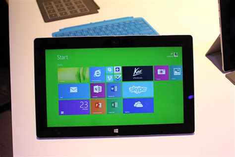 Up Close And Personal With Microsofts Surface 2 And Surface Pro 2 Techcrunch