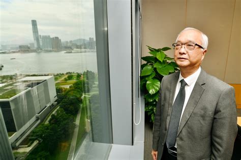 專訪︱天文台撥歸環境局 謝展寰讚專業努力 無關局方發任何特別指示 星島日報