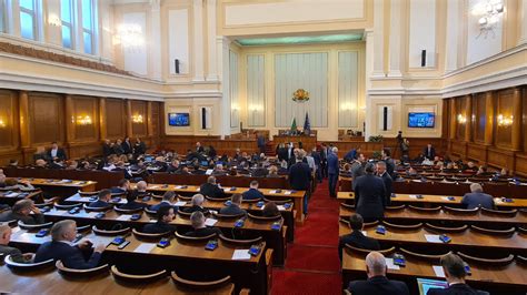 НС отхвърли декларацията на ПП за внасяне на нов бюджет за 2023 г Политика България