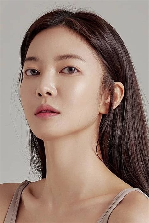 Kim Yun Jee Sa Biographie Filmographie Et Quelques Photos