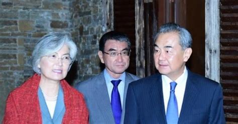 한·중·일 외교장관 베이징서 환영 만찬