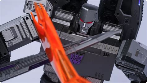 Robosen Flagship Megatron Auto Converting Robot Limited Edition