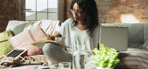 Our Guide To Setting Up A VoIP System For Your Home Office