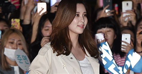 [포토엔]서현 코트속에 청바지