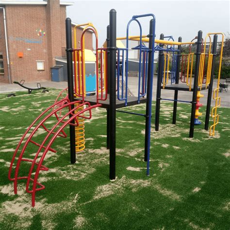 St Jacobus Verblijt Met Nieuw Klimtoestel Op Schoolplein Tnt