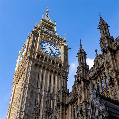 Minimalist Architecture Dezeen