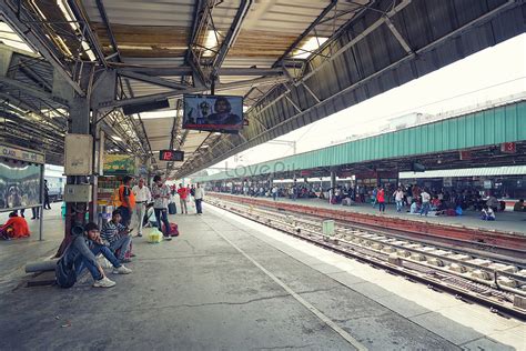 Delhi Railway Station Platform India Photo Image Picture Free Download