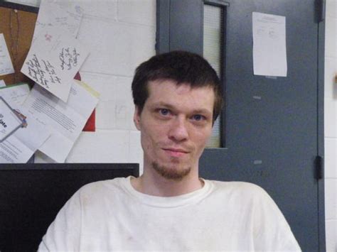 Russell Ingle Violent Or Sex Offender In Paoli In 47454 In10710307