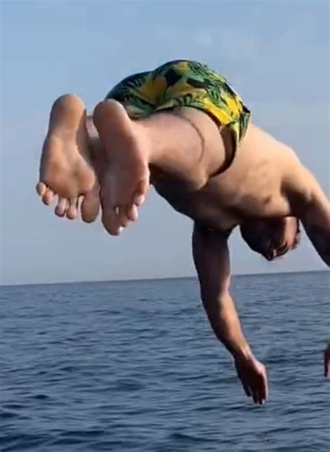 Dustin Fontaines Feet