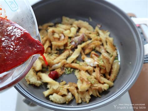 황태채볶음 북어채볶음