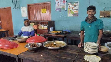 রাবিতে শিক্ষার্থীদের বাকি খাইয়ে নিঃস্ব বাবু কষ্টে আছেন শফিকুলও