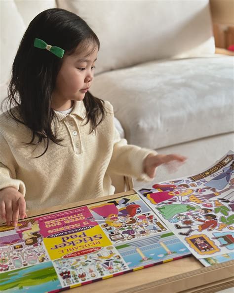 송은주 광고 Nabitaofficial 단순 스티커놀이 노노노 상상력 마구 뽐내보며 놀수있는 스티커놀이에요 5개의