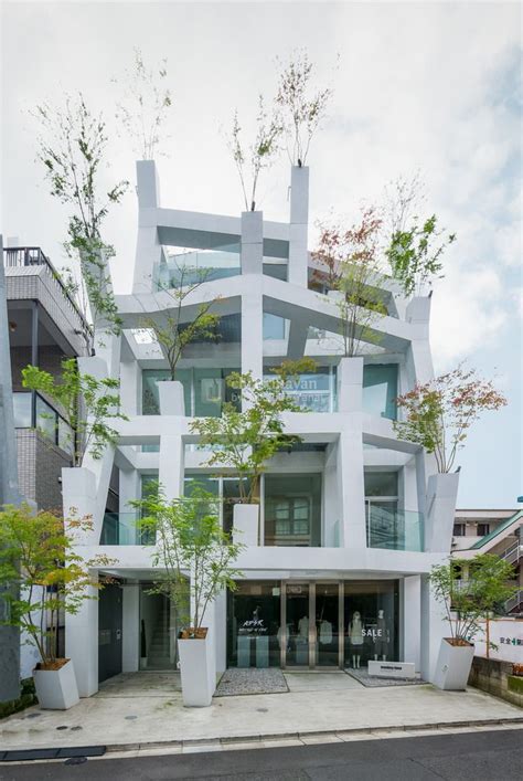 Facade Of Omotesando Branches 表参道ブランチーズ Architecture Exterior Sou