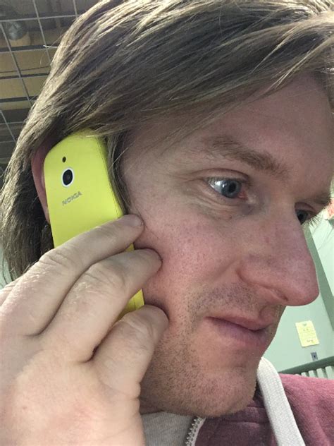 a simple chat ui example in react native by keith medium