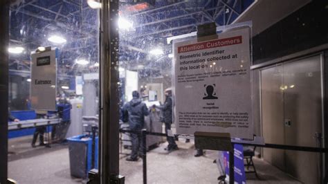 Whos Using Facial Recognition Technology The New York Times