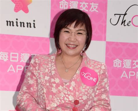 试玩交友app 麦玲玲爆老公狂睇靓女 星岛日报