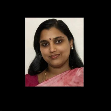 Dr Rekha B Raveendran Book Appointment Consult Online View Fees