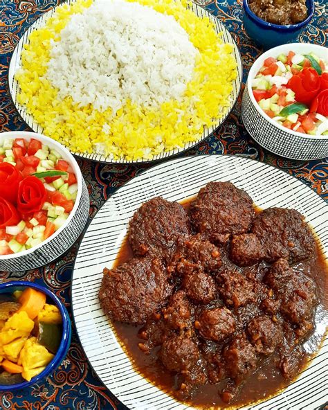 طرز تهیه شامی کباب لرستانی خوشمزه و مجلسی با سبزیجات معطر