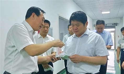 安阳市纪委常务副书记、监委副主任桑建业同志莅临公司调研指导工作 林州市诚雨电子材料有限公司 覆铜箔层压板、覆铜板生产厂家、铝基板制造商