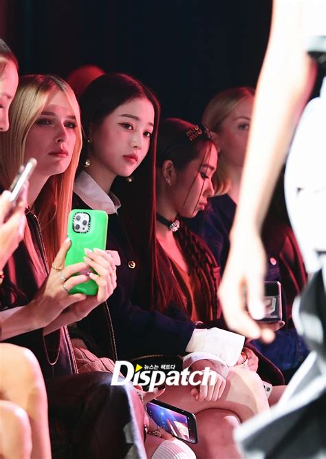 [아이브] 원영 디스패치 파리 패션위크 2023 S S 컬렉션 Hd포토 Mlbpark