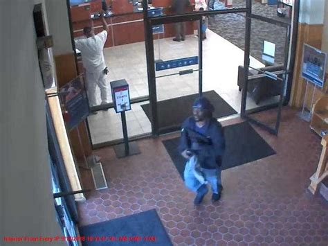 Police Ask For Help Iding Busey Bank Robber St Louis Mo Patch