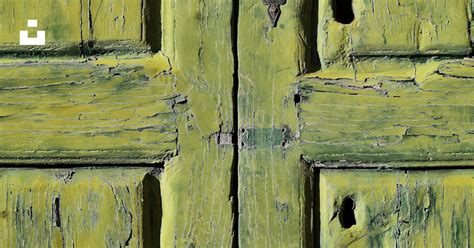 닫힌 갈색 나무 2 패널 도어 사진 Unsplash의 무료 텍스처 이미지