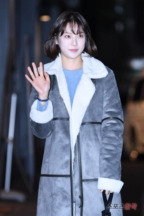 공승연·서강준 겨울 남친룩 여친룩의 정석 너도 인간이니