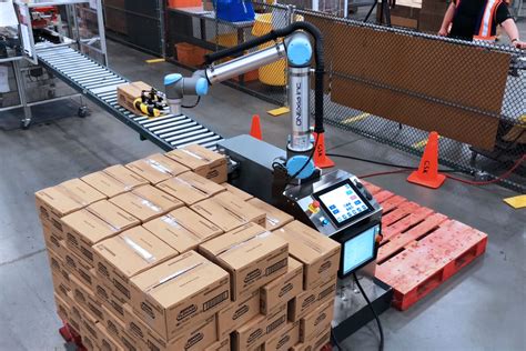 Robotic Palletizers For Material Handling End Line Packaging
