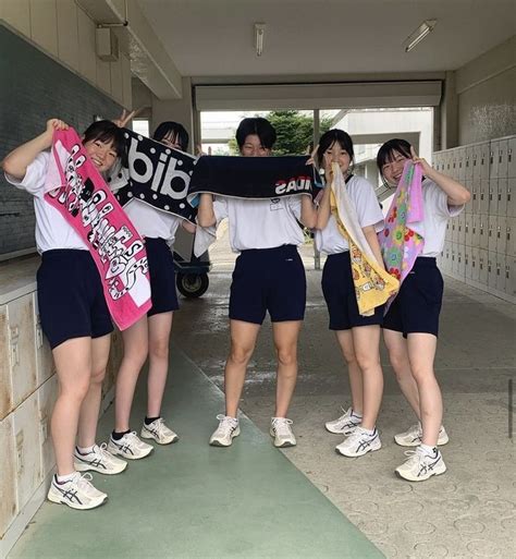 「ジャージ」おしゃれまとめの人気アイデア｜pinterest｜pom ジャージ 女の子 女の子 ジャージ 若いモデル