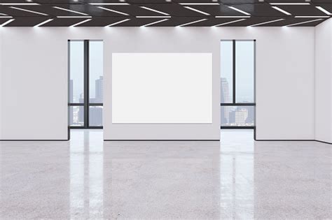빈 흰색 포스터 창문 및 도시 전망 많은 문과 벽에 모의 장소가있는 현대적인 빈 콘크리트 전시실 내부 3d 렌더링 0명에 대한 스톡 사진 및 기타 이미지 Istock