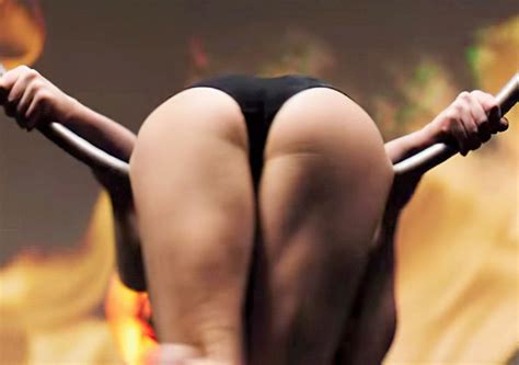 Sofie Dossi Shows Off Her Ass And Tits 36 Photos Videos Thefappening