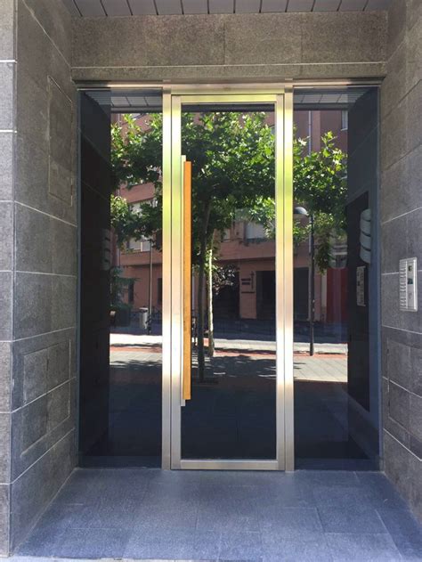 Puertas De Portal En Valladolid Oñate Trabajos En Acero Inoxidable